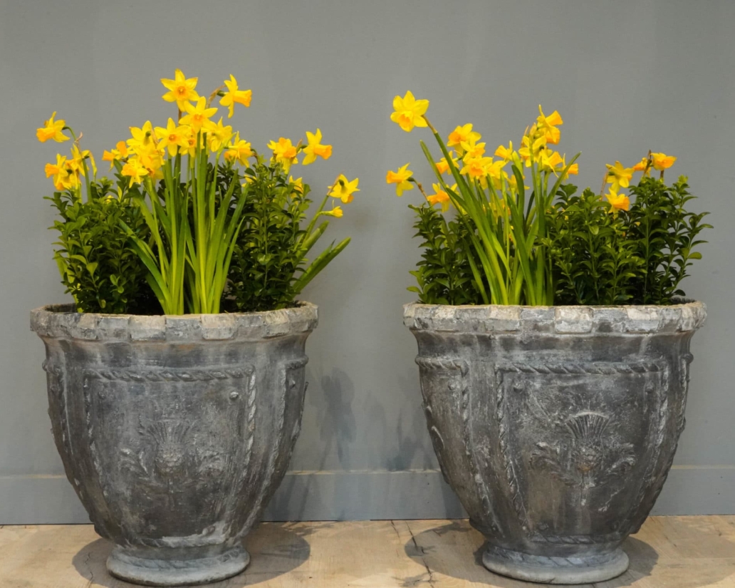Vintage lead urn, on an integral pedestal base - DGA by Tina Bird