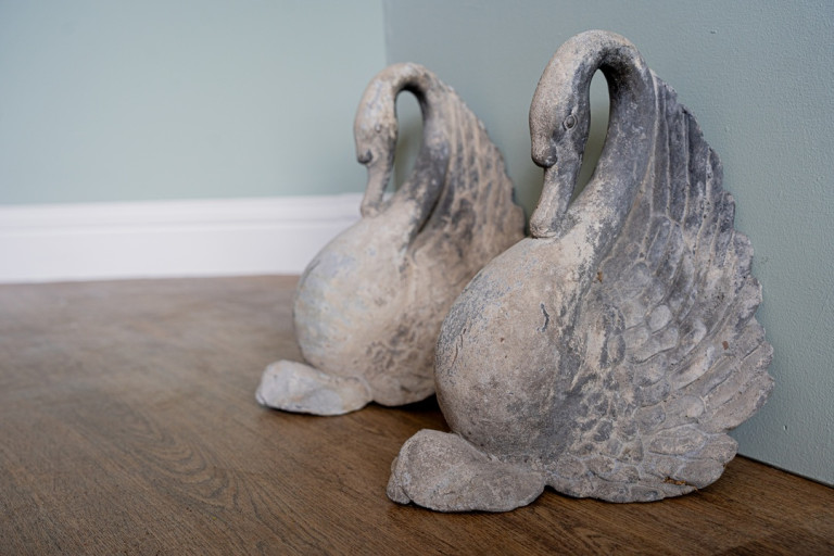 Pair Decorative Garden Lead Swans - DGA by Tina Bird